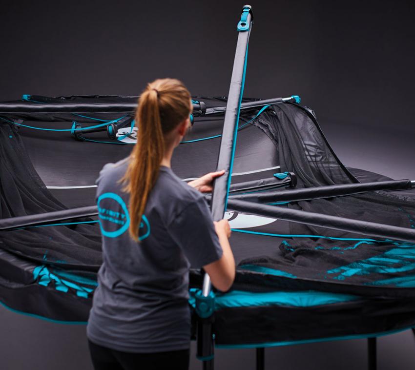 TP Toys Stahl Trampolin Infinity | inkl. Sicherheitsnetz | Schwarz/Blau ...